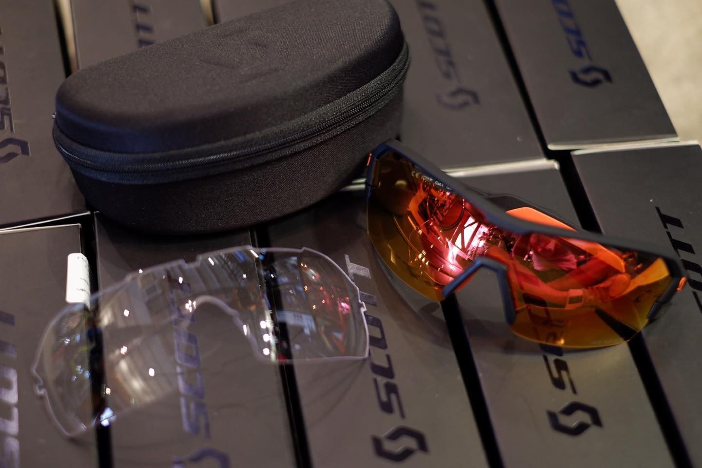 แว่นตา SCOTT SPUR PERFORMANCE SUNGLASSES W INTERCHANGEABLE LENS